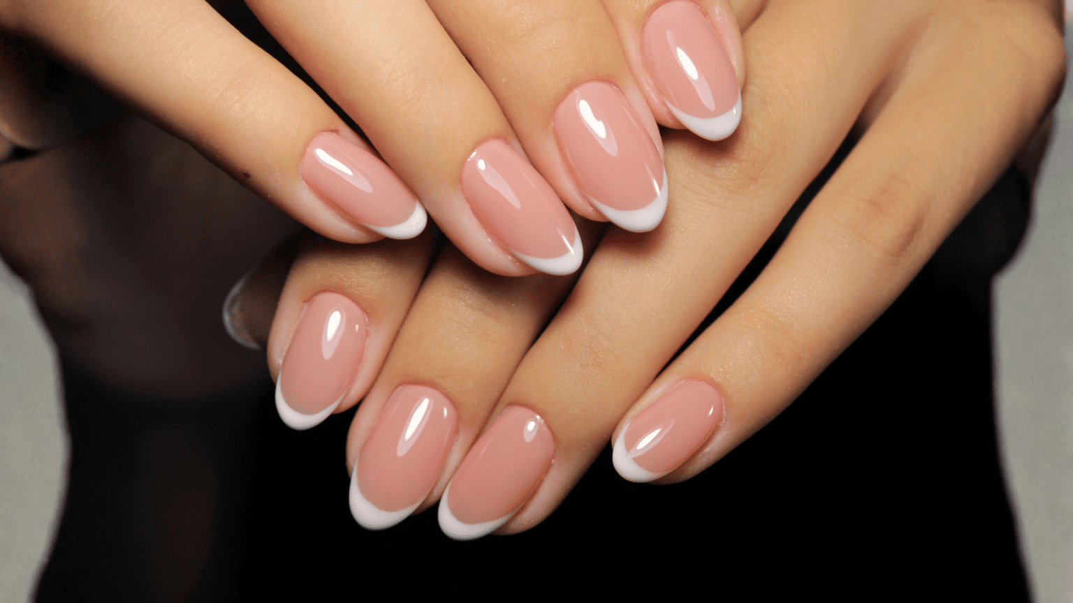 What Is a Dip Manicure? Benefits, Cost & How It Works - Copenhagen ...