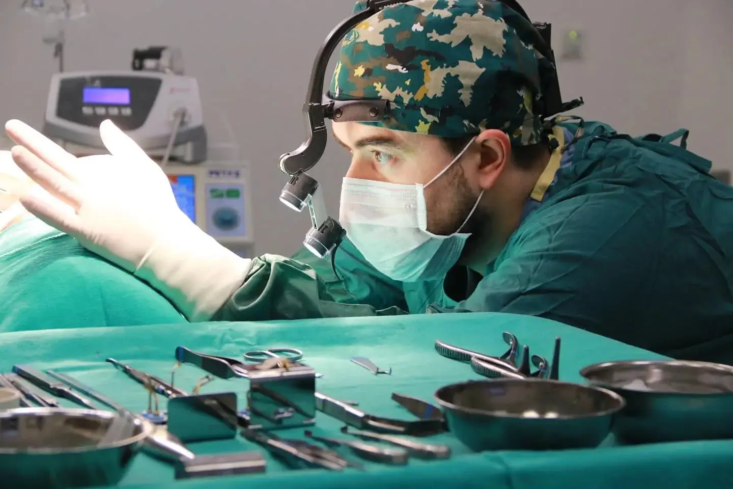 Best Forehead Reduction Surgery in Turkey: How Dr. Cengizhan Is ...